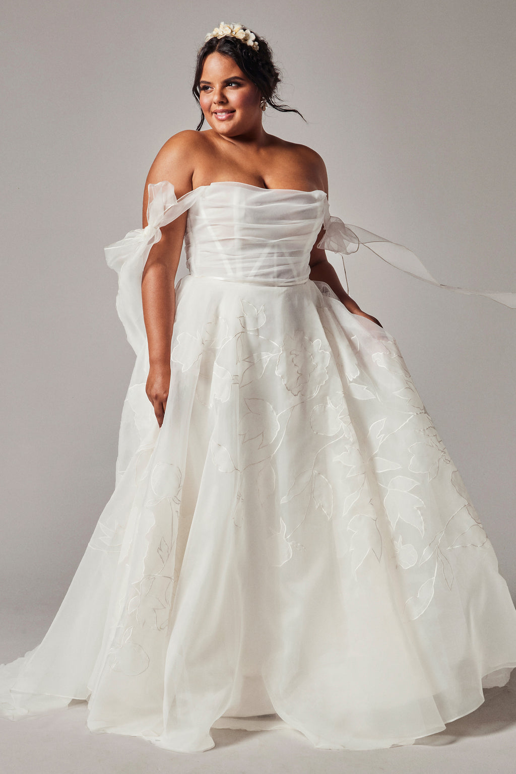 Penelope Gown + – Rebecca Schoneveld